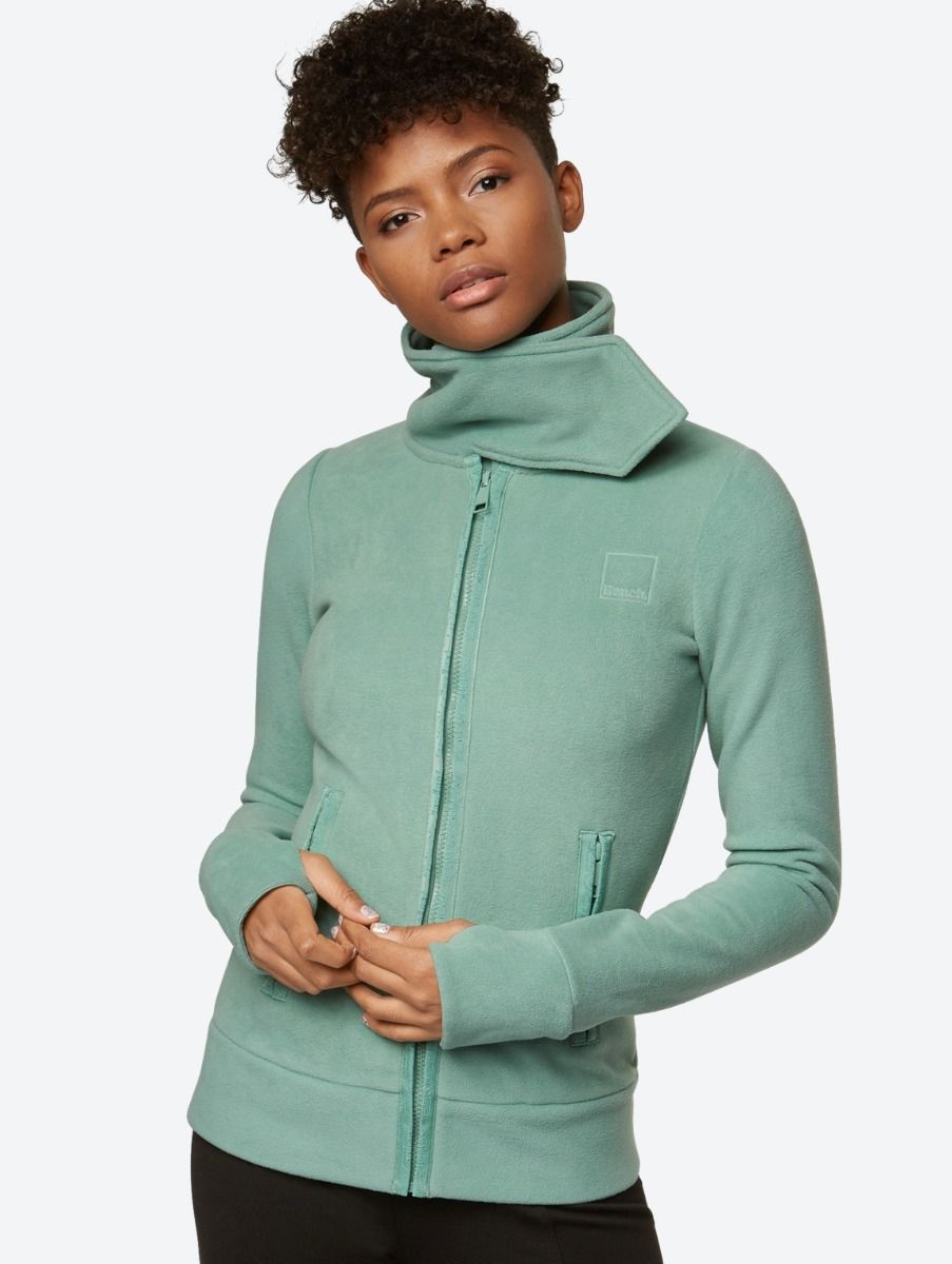 Bench Canada Deals: Save 40% Off Spring Jackets + EXTRA 40%-60% Off ...