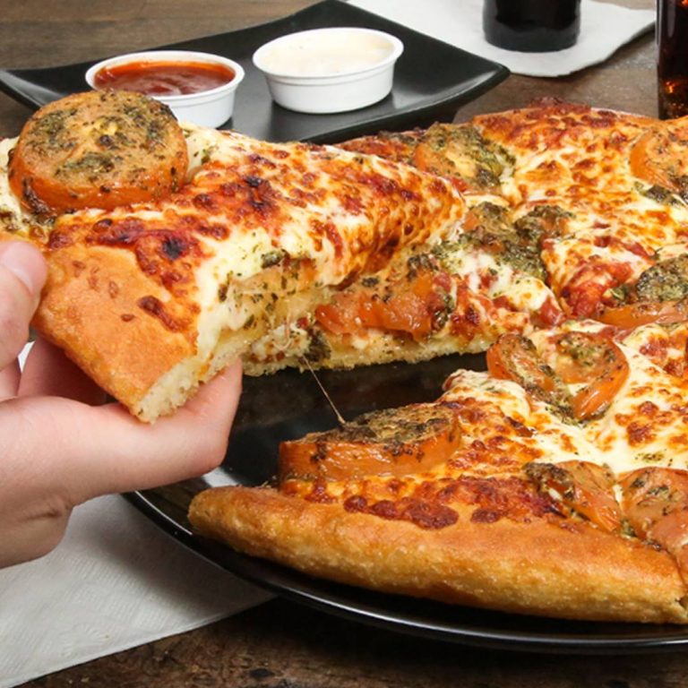Pizza Hut Canada Offers: FREE Wings With Pizza Purchase - Canadian ...
